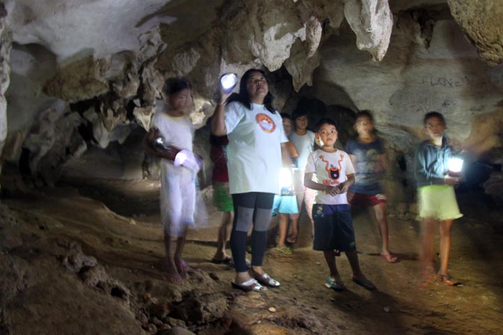 Cave women, storms and climate change – Women Writing Women